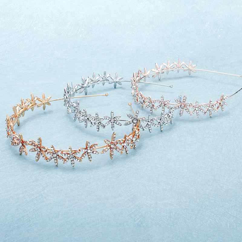 ・カテゴリ: ヘアアクセサリー・素材: 合金・加工プロセス: メッキ・要素: フラワー・カラー展開: ゴールド、ピンクゴールド、シルバー