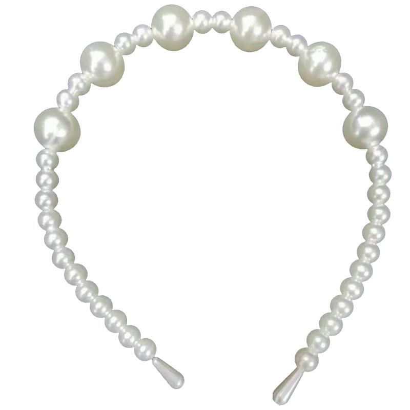 ・カテゴリ: ヘアアクセサリー・対象: レディース・スタイル: 韓国、フレッシュ、ガーリー・素材: パール・加工: ・カラー展開: ホワイトフラワー2連パールカチューシャ、クロスパールカチューシャ、2連パールカチューシャ、ホワイトパールツイ...