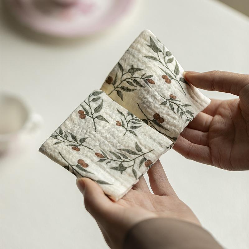 ・カテゴリ: 茶巾・素材: リネン、布・重量: 約80g・スタイル: モダン中華風・カラー展開: 枝芽、スズラン、小花柄、ツバキ