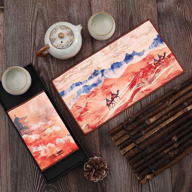 ・カテゴリ: 茶巾・素材: サンゴフリース・重量: 約24g・糸工程: 単糸・糸規格: 16番手・加工・工程: 縁取り、プリント、シャーリング加工・吸水性: 0-5秒・カラー展開: 飛天、楓、東屋、水墨画、ロード・サイズ: 30×16cm