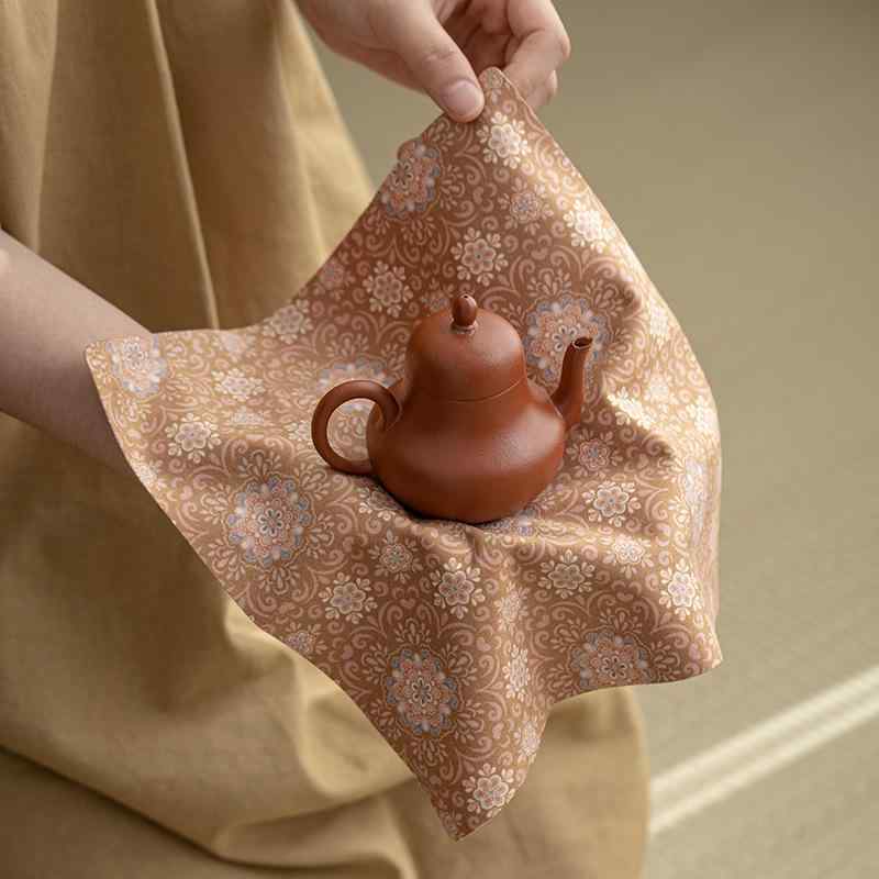 ・カテゴリ: 茶道用品・素材: 布・重量: 約0.1kg・カラー展開: 向日葵-天空灰、如意紋-アイスブルー、唐花団-ダークブルー、唐花団-グレー、唐花団-オレンジ、宝相紋-コバルトブルー、宝相紋-ブラウン、宝相紋-オレンジ、宝相紋-オリー...