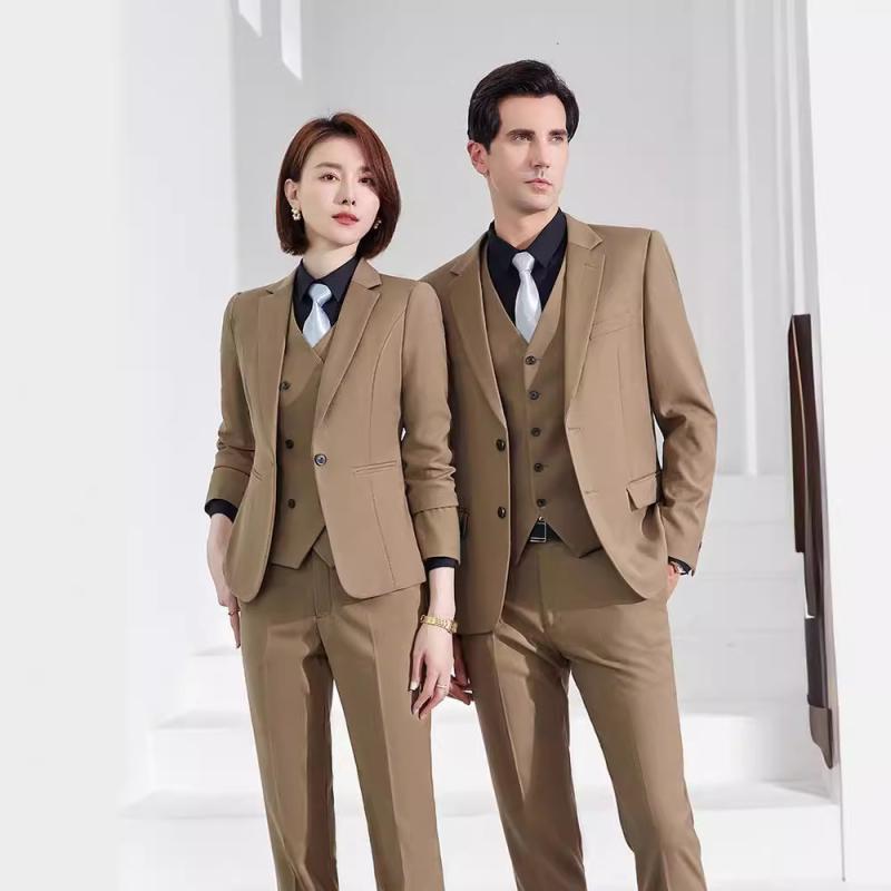 ・スタイル: ビジネス、フォーマル・主な素材: ナイロン・素材含有率: 17.9%・着用シーン: ビジネス・ネックライン: ノッチドラペル・ベント: サイドベンツ・シルエット: スリムフィット・生地の厚さ: 標準・詳細: 切り替え・カラー展...