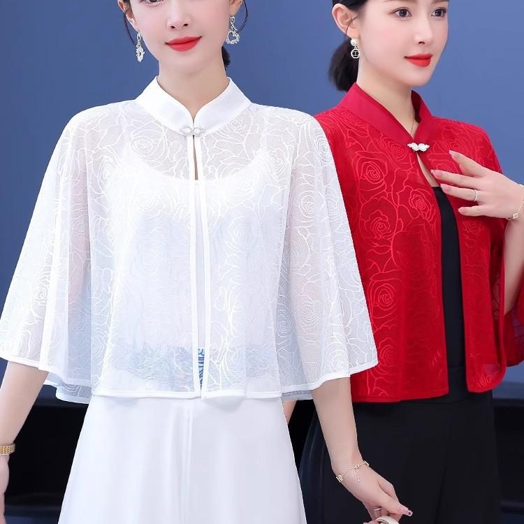 ・対象: 女性・素材: ニット・カラー展開: ホワイト（バラ）、ブラック（バラ）、ホワイト（クチナシ）、ブラック（クチナシ）・スタイル: スイート・編み方: 経編・機能: 装飾・加工: ジャガード・流行要素: ガーデン風