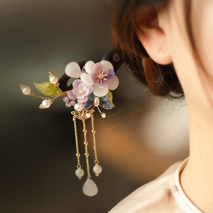 ・カテゴリ: ヘアアクセサリー・スタイル: レトロ・素材: 木・モチーフ: 花・カラー: 紫陽花・おすすめの贈り物: 結婚式、誕生日、旅行記念、祝日、引越し、展示会