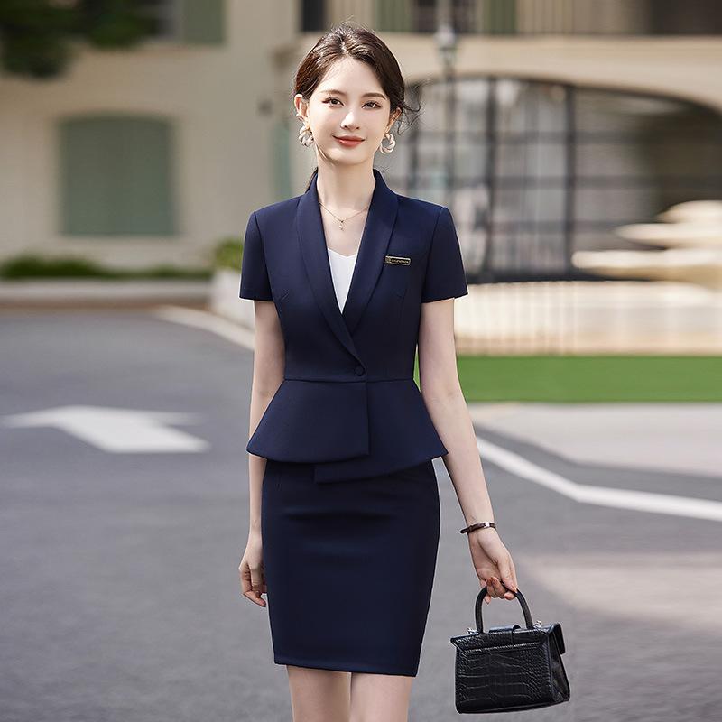 ・主な素材: ポリエステル 50%-70%、レーヨン 30%以下・スタイル: OL・通勤、エレガント・スカート丈: ミニ丈・袖の形状: 標準・袖丈: 三分袖・カラー展開: ブラック、グレー、ブルー・サイズ展開: S、M、L、XL、XXL、X...