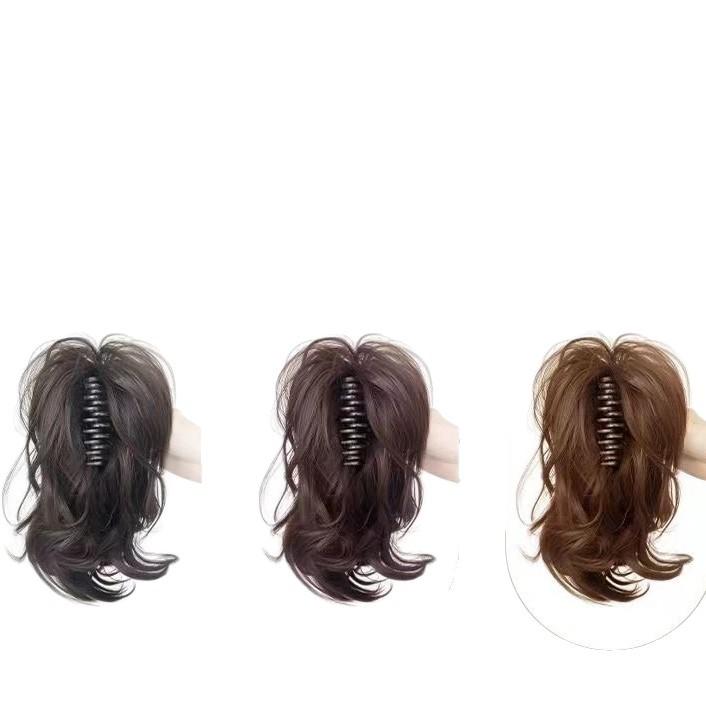 ・カテゴリ: ショートカールウィッグ・スタイル: シンプル・対象: レディース・製法: マシンメイド・ヘア素材: 人工毛・前髪タイプ: ぱっつん・斜め分け両用・カラー展開: ブラックブラウン、ダークブラウン、ナチュラルブラック、ライトブラウン