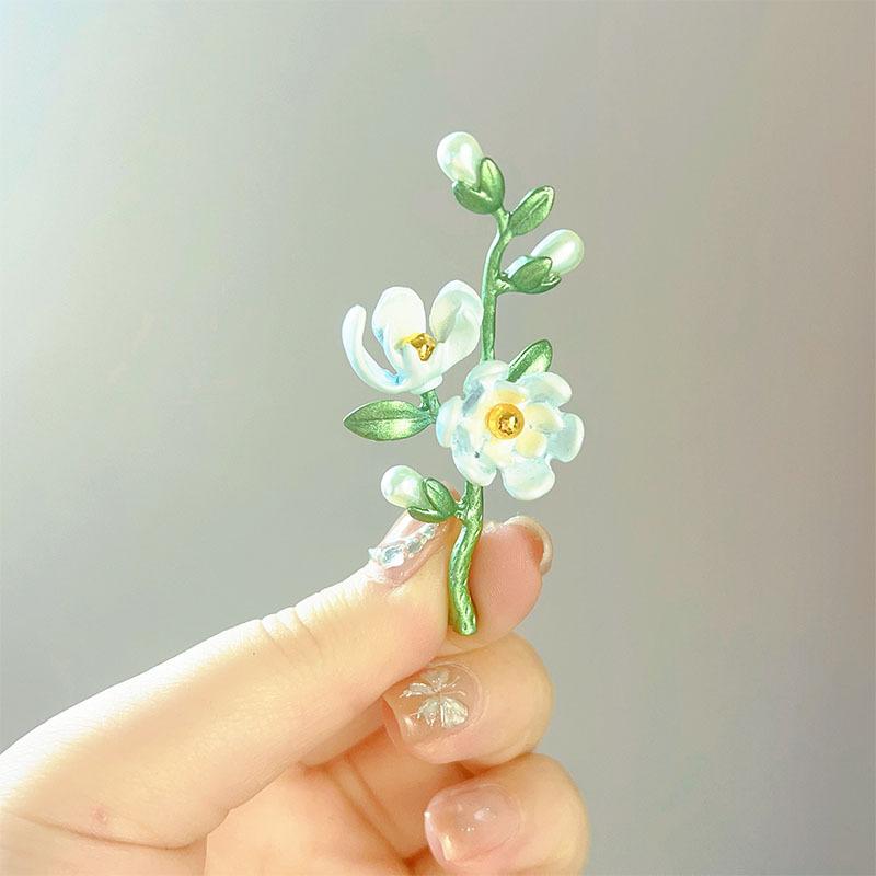 ・カテゴリ: ブローチ・素材: 亜鉛合金・: 花・加工: メッキ・カラー: 木蓮・機能: 装飾、調整、ウエスト調整、ギフト、チラ見え防止、固定・スタイル: 田園風、、スイート・対象: レディース