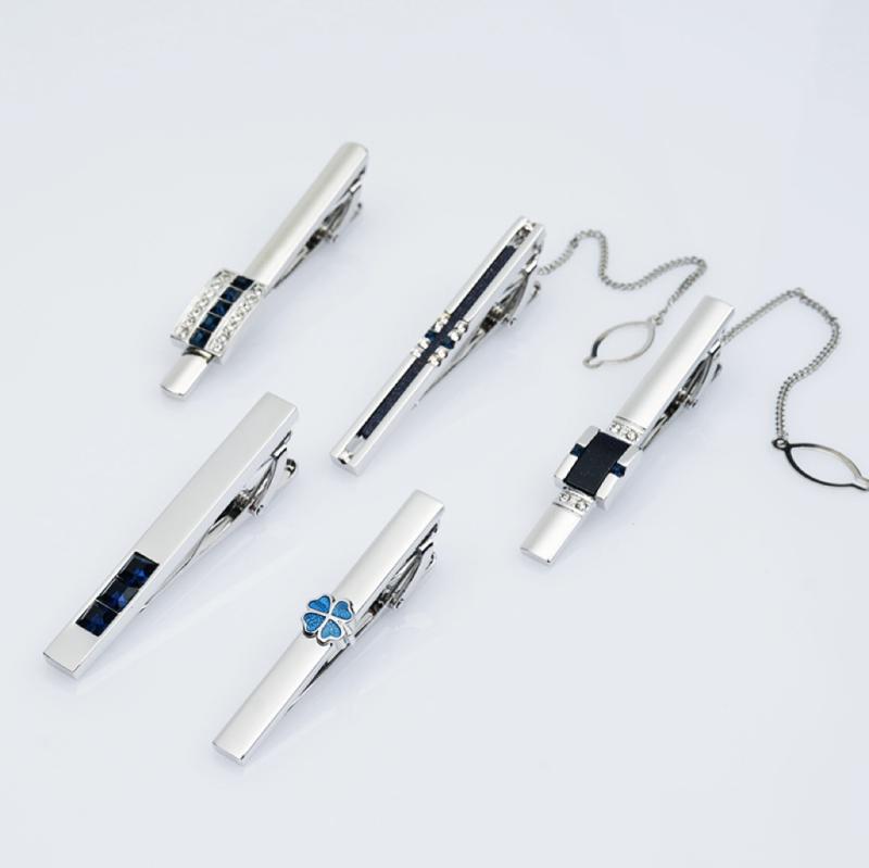 ・カテゴリ: ネクタイピン・サイズ: 6cm・素材: 銅・加工: メッキ、吹き付け塗装・性別: 男女兼用・モチーフ: 葉・カラー: ブルージルコニア、星空石、シェル、ブラック、サンダルウッド柄、エボニー柄、ゴールドクラウン、ラインストーン、...