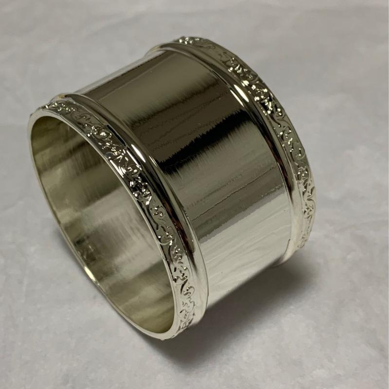 ・カテゴリ: テーブル用品・スタイル: 中国風・主な素材: 合金・表面加工: メッキ・セット内容: 1点・柄: 無地・カラー展開: イエロー、ゴールド、シルバー、ローズゴールド、アンティーク調