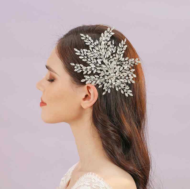 ・カテゴリ: カチューシャ、ヘアバンド、ヘッドドレス・スタイル: 欧米風・対象: レディース・主な素材: プラスチック、樹脂・: リーフ・装飾: ラインストーン・用途: ウェディング、ギフト・カラー展開: レッド、パープル、グリーン、シルバ...