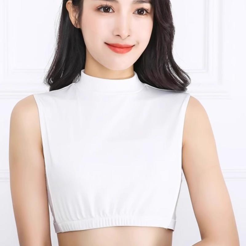 ・対象年齢: 成人・カラー展開: ホワイト（ハーフネック）、ブラック（ハーフネック）、ホワイト（ハイネック）、ブラック（ハイネック）・素材: ポリエステル・柄: 無地・裏地素材: ニット・スタイル: 韓国