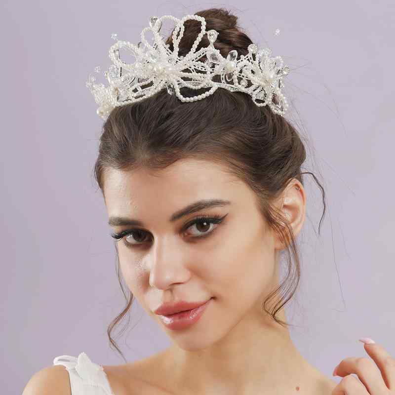 ・カテゴリ: ヘアアクセサリー・素材: 合金・スタイル: 韓国・対象: レディース・形状: クラウン・加工: ハンドメイド・おすすめシーン: 結婚式、誕生日、旅行記念、祝日・カラー: シルバー