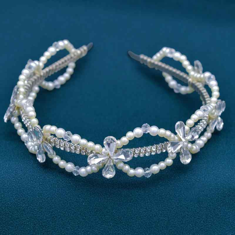 ・カテゴリ: ヘッドドレス・スタイル: ・素材: ラインストーン・製法: ハンドメイド・: リング、幾何学・カラー: シルバー・対象: レディース