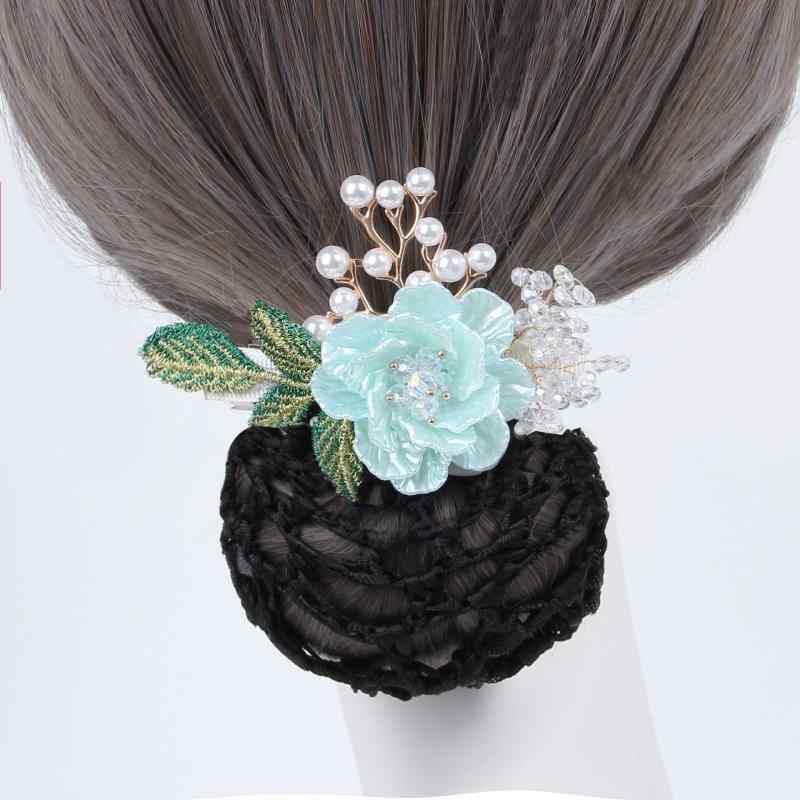 ・カテゴリ: ヘアアクセサリー・主な素材: フェイク水晶・スタイル: 韓国・仕様: ハンドメイド・ヘアクリップの種類: バレッタ・モチーフ: バラ、ツバキ・テイスト: フェミニン・対象: レディース・カラー展開: グレーピンク、ブルー、ホワ...
