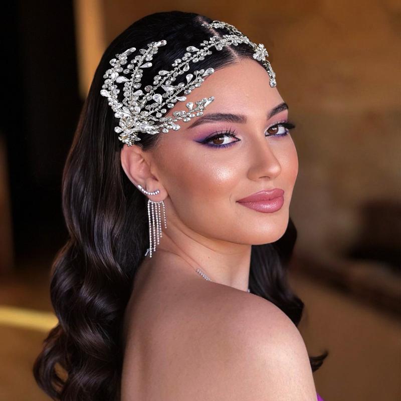 ・カテゴリ: ヘアアクセサリー、ヘアバンド、カチューシャ・スタイル: 欧米風・素材: 合金・対象: レディース・: フラワーモチーフ・カラー: シルバー・装飾: ラインストーン・用途: 結婚式、ウェディング