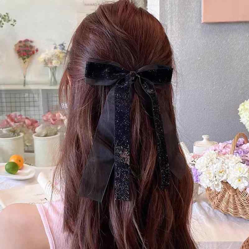 ・カテゴリ: ヘアアクセサリー・スタイル: 、レトロ・種類: バレッタ・主な素材: ベルベット・: リボン・製法: ハンドメイド・カラー展開: ブラック、レッド・対象: レディース