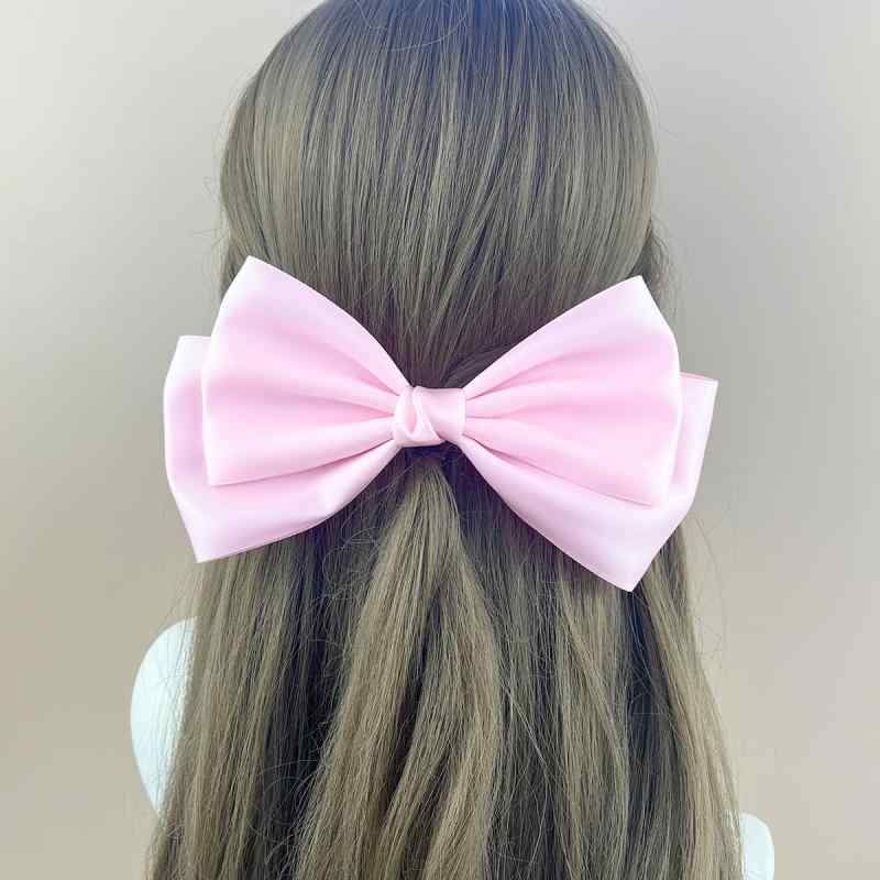 ・カテゴリ: ヘアアクセサリー・スタイル: 韓国、スイート・主な素材: リボンテープ・: リボン・クリップの種類: バレッタ・加工: ハンドメイド・カラー展開: ブラック、ピンク、ホワイト・対象: レディース