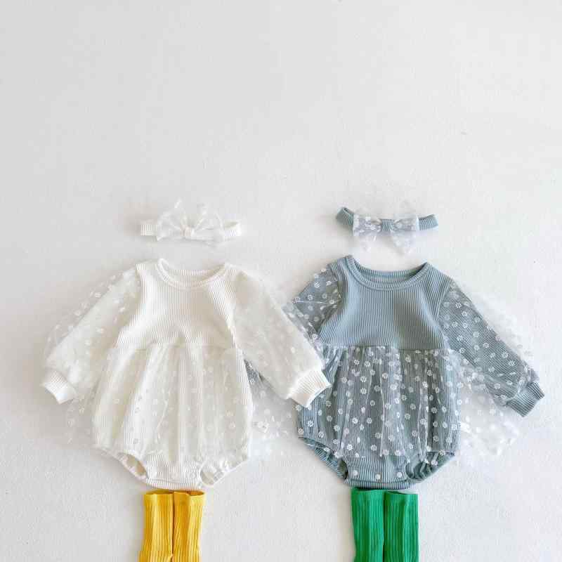 ・カテゴリ: ロンパース・主な素材: 綿 96%・対象年齢: 1〜3歳（80〜100cm）・対象: 女の子・袖丈: 長袖・フード: 取り外し可能・生地の厚さ: 普通・タイプ: プルオーバー・カラー展開: グレーグリーン、オフホワイト・サイズ...