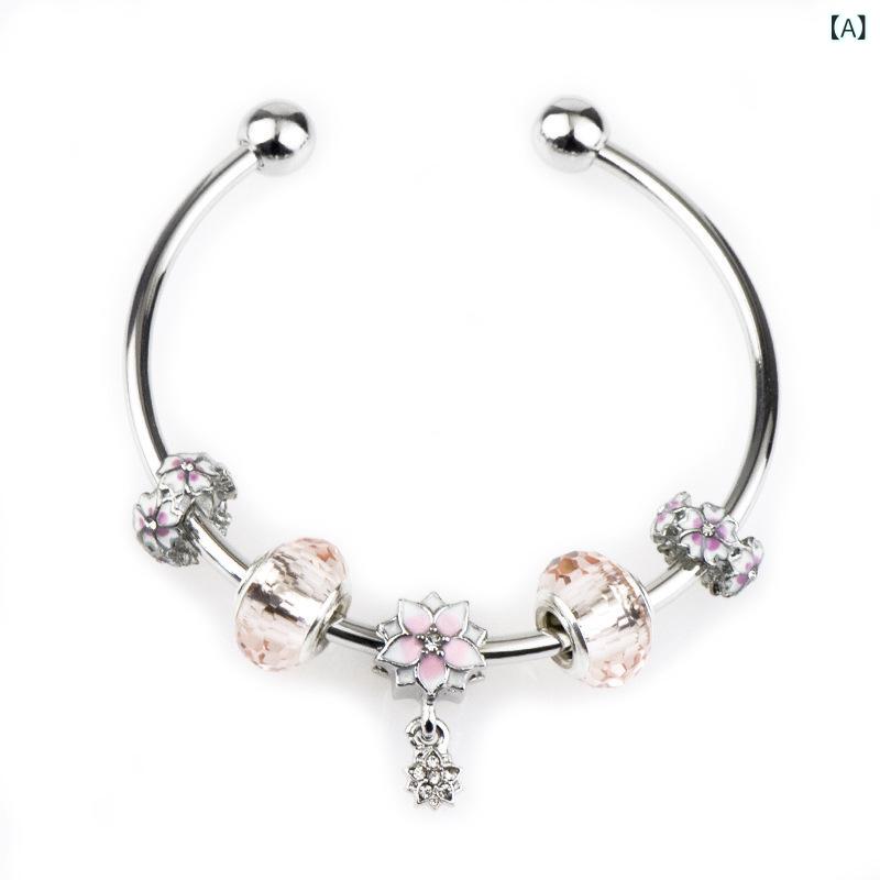 ・カテゴリ: バングル・素材: 金属・加工: メッキ加工・タイプ: オープンバングル・スタイル: レトロ・: 花、蘭、花びら・サイズ: 直径 60mm、65mm・重量: 約25g