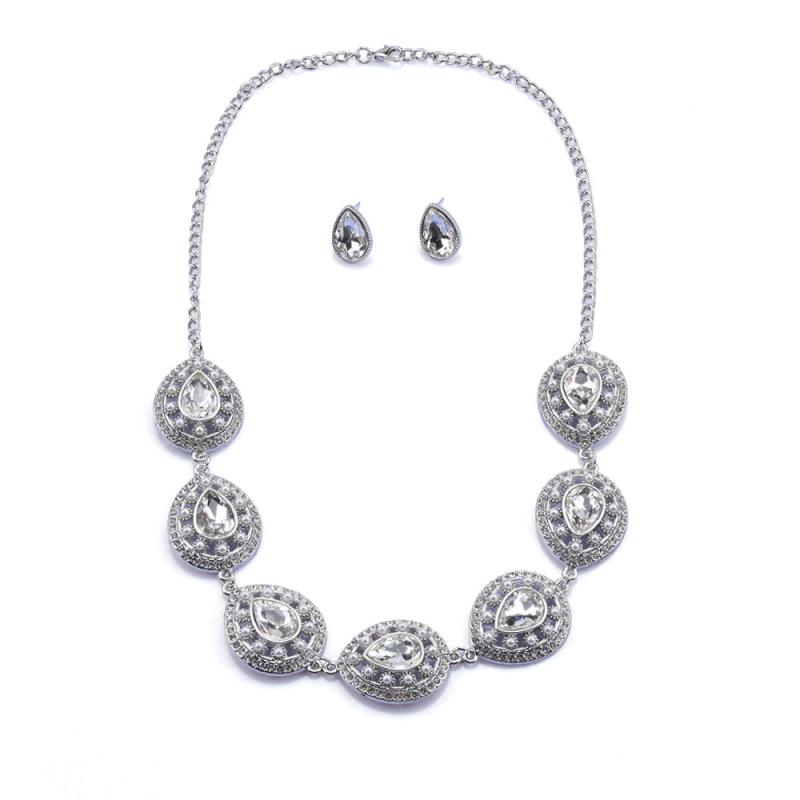 ・カテゴリ: ネックレス・スタイル: 文芸レトロ・素材: 合金・ペンダント素材: 合金・加工: メッキ・: 花・チェーンの種類: 多層チェーン・長さ: 21cm-50cm・カラー: カラフル、ホワイト