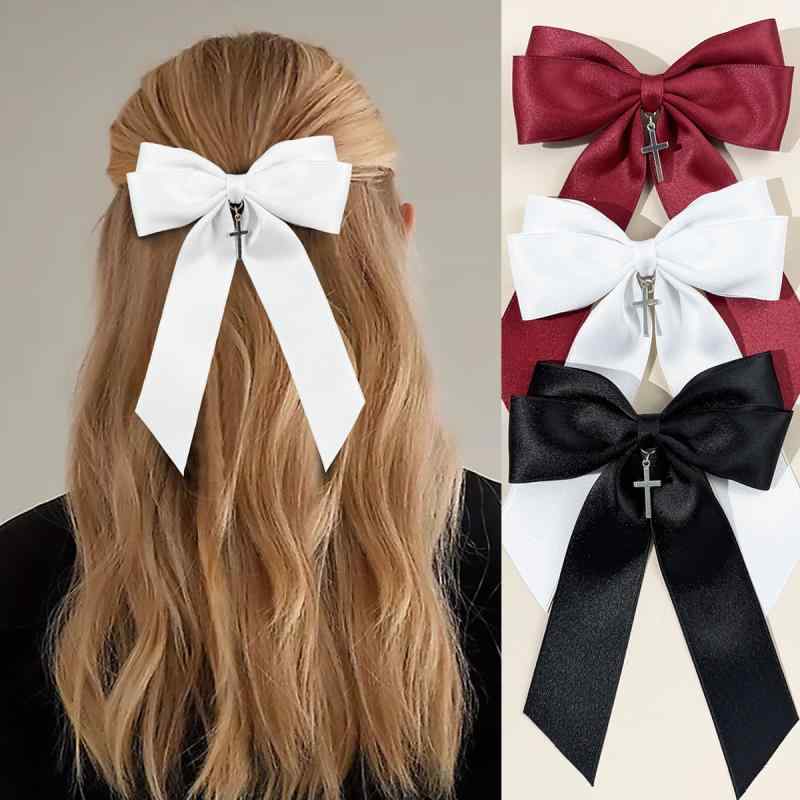 ・カテゴリ: ヘアアクセサリー・素材: リボンテープ・: リボン、ストリーマー・製法: ハンドメイド・クリップの種類: バレッタ・カラー展開: ブラック、ホワイト、ワインレッド・スタイル: ファッション、通勤・対象: レディース
