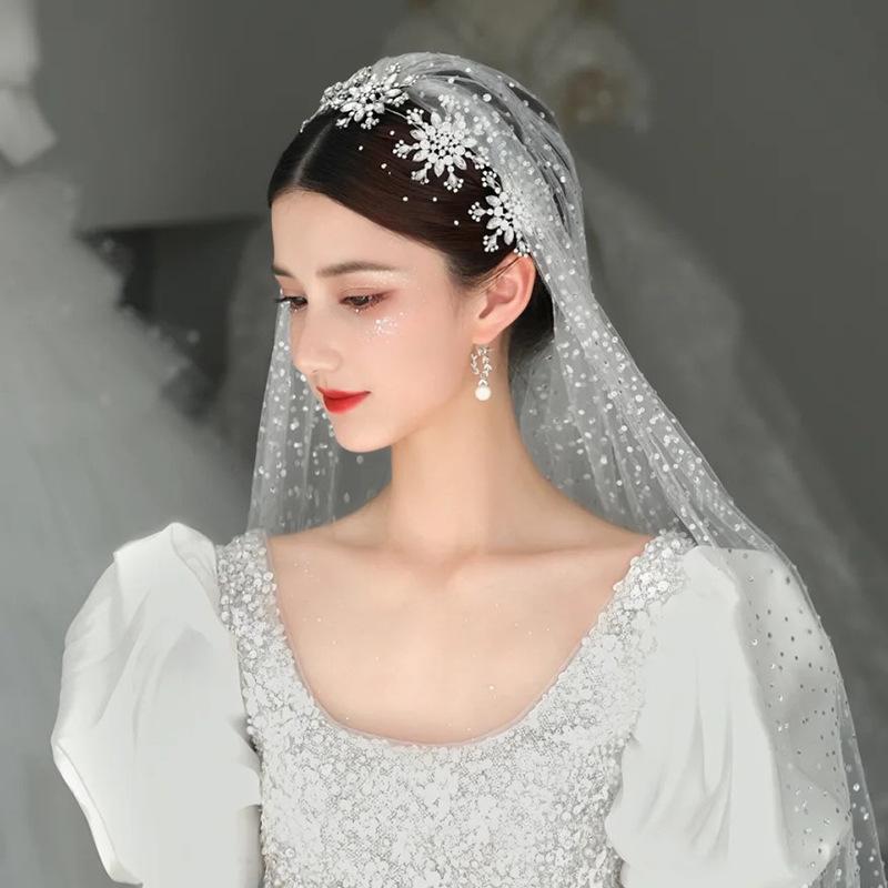 ・スタイル: 韓国・素材: 合金・種類: カチューシャ、ヘアバンド・タイプ: レディース・用途: 結婚式・: ラインストーン・カテゴリ: ヘッドドレス