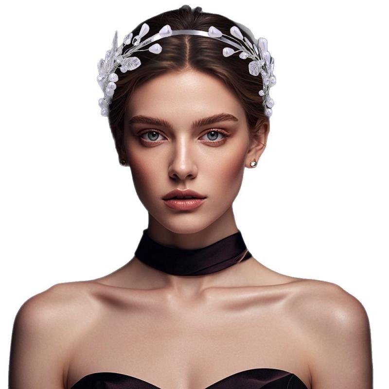・カテゴリ: ヘアアクセサリー・スタイル: フェミニン・主な素材: ラインストーン・製法: 手編み・カラー展開: シルバー・対象: レディース・: スノーフレーク、クリスマスギフト、トナカイ、新年、クリスマスベル、サンタクロース、パンプキンスカル