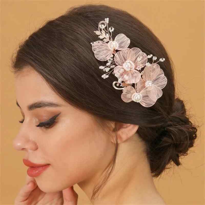 ・カテゴリ: ヘアアクセサリー・スタイル: ナチュラル・主な素材: 銅・形状: リーフ・加工: ハンドメイド・石の種類: 白水晶・カラー展開: ゴールド、シルバー・要素: バタフライ