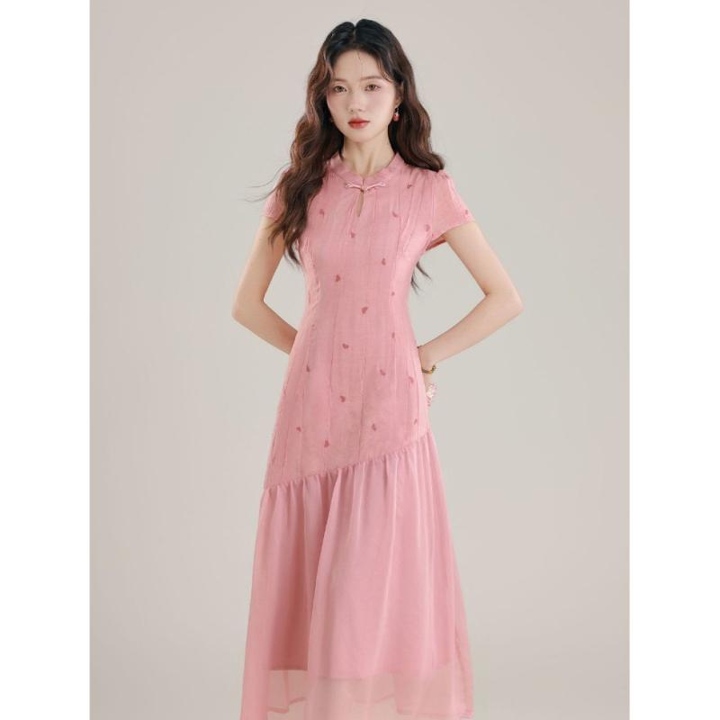 ・素材: ポリエステル90-95%・カテゴリ: チャイナドレス・スタイル: チャイナ風、レトロ・丈: ロング・ネックライン: ラウンドネック・襟の形状: 円襟・袖丈: 三分袖・袖の形状: 通常袖・スリット: 低め・要素: ファスナー・柄: ...