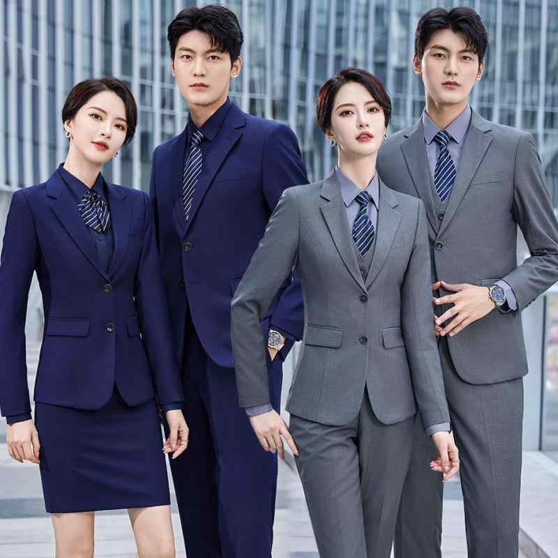 ・スタイル: ビジネス・素材: コットン、ビスコース22.4%・着用シーン: ビジネス、通勤・襟の: ノッチドラペル・ベント: センターベント・シルエット: スリム・生地の厚さ: 普通・ディテール: ボタン装飾・カラー展開: ブラック、ロイ...