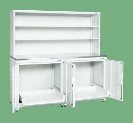 ●外寸：W1810×D640×H1800mm●均等耐荷重：250kg●質量：170kg●均等耐荷重：（架台棚板1段当り）50kg●本体色：パールホワイト●セット内容・付属品：架台棚板2枚付●棚板は50mmピッチで調整可能【※サカエ商品 価格...