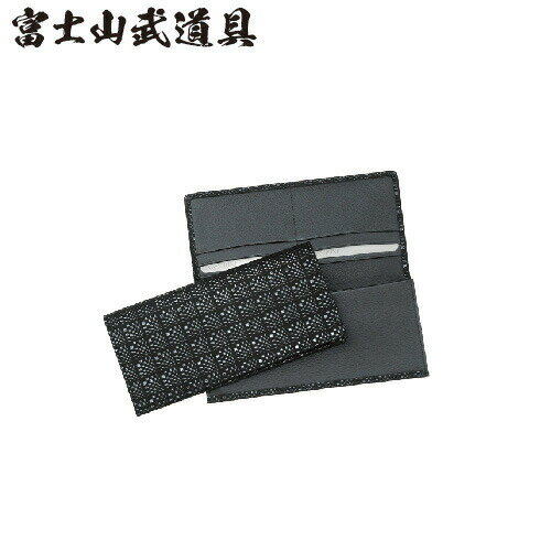 【商品番号】 No.2103 【商品名】 束入C 【仕様】 札入ポケット1、カードポケット8、ポケット3 脇にマチ付き 【サイズ】 9.3 × 19 × 1.3cm
