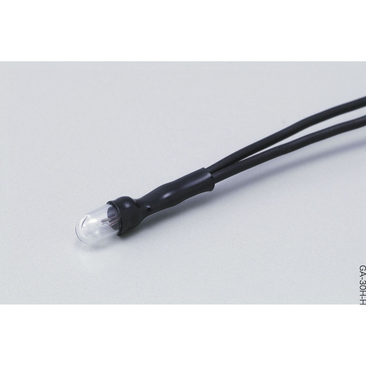 ■定格：2.5V■入数：2個■カラー：クリア