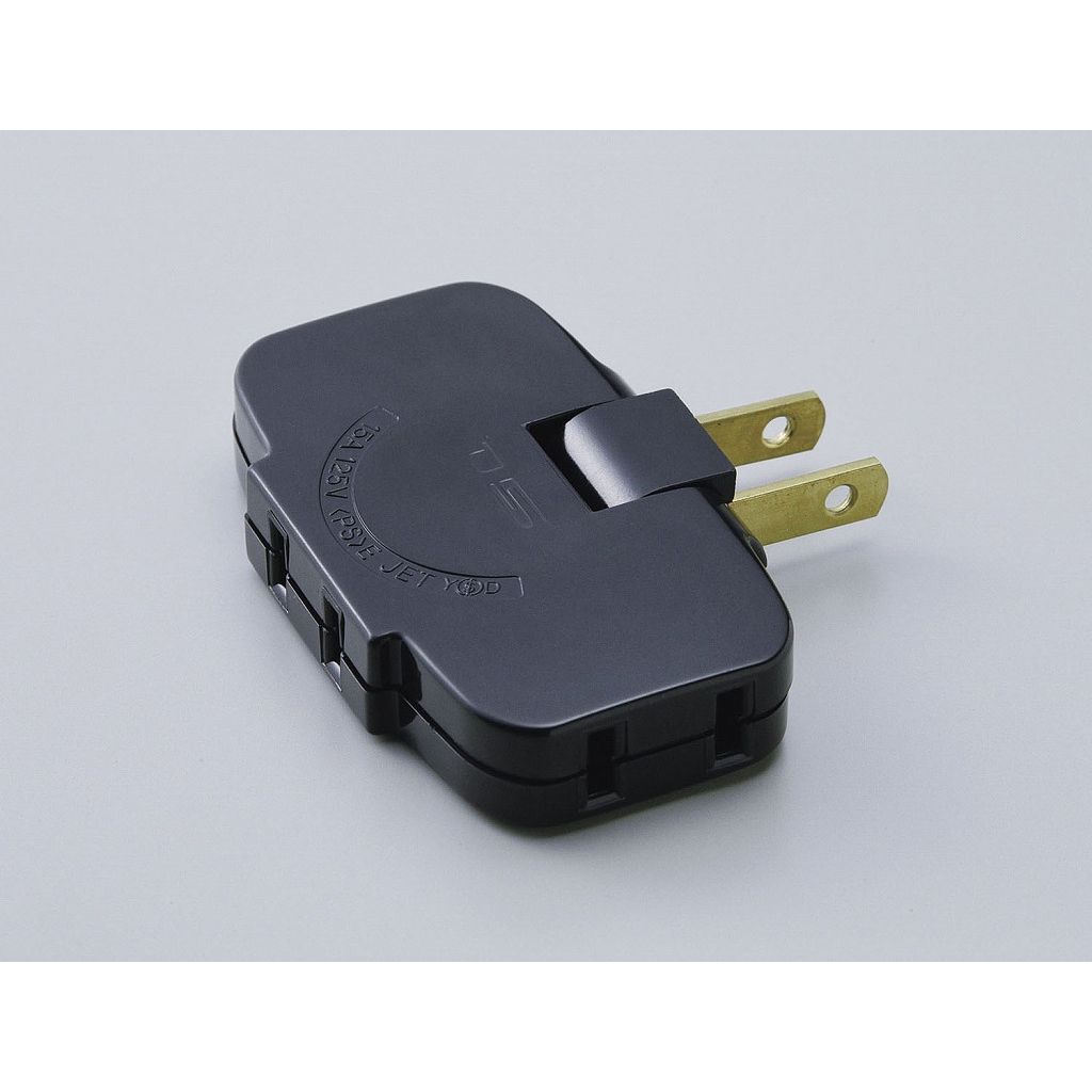 ■定格：125V　15A■定格電力：合計1500Wまで■口数：3個■カラー：ブラック
