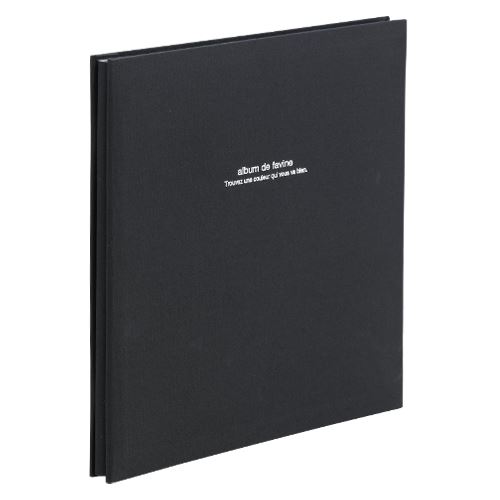 ●風合いのあるコットンクロスを使用したシンプルなアルバム●写真が映え、永持ちの100年台紙ブラック●本体サイズ:タテ335xヨコ325x背巾27mm／　■　仕様　■サイズ：縦335×横325×厚さ27mm布地表紙Lサイズ100年台紙(ブラッ...