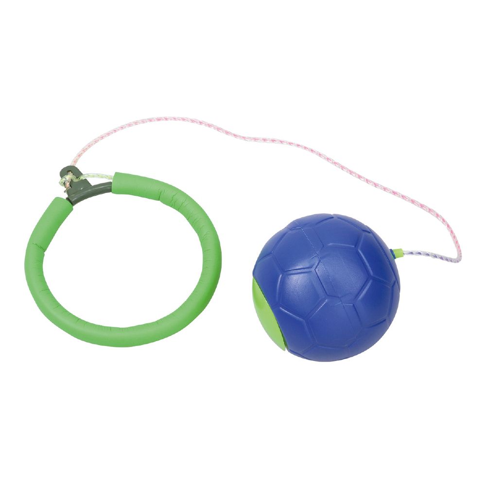 回転させてジャンプ！ビッグボールを飛び越えろ！【詳細】商品サイズ：全長:約850mm,足掛けリング:外寸φ165×18mm(内径:φ135mm),ゴムひも:550mm,ボール:φ120mm材質：PP,PA,PVC,PU[ おもちゃ 一般玩具...