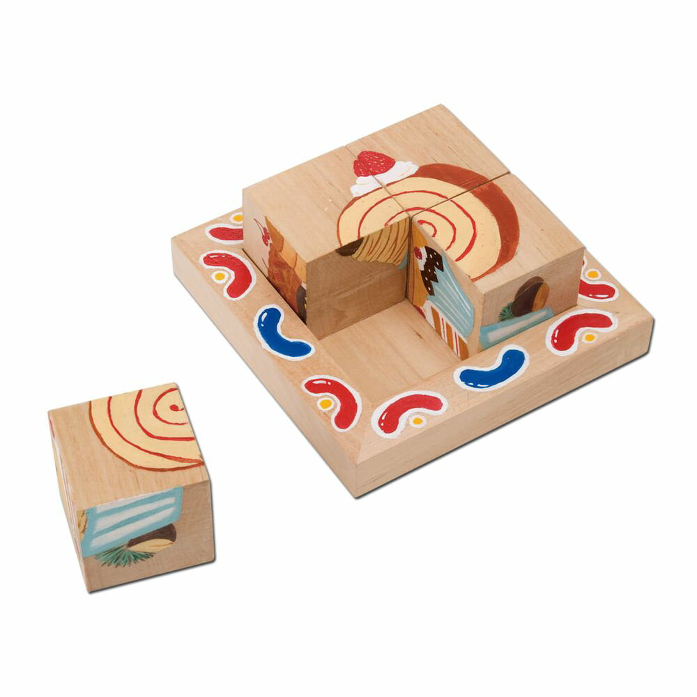 4個のキューブなので簡単に遊べます。作品例画材：アクリル絵の具※画像には制作例が含まれています。【詳細】セット内容：ブロック（45×45×45mm）×4、枠（130×130×20mm）×1商品サイズ：ブロック：45×45×45mm、枠：13...