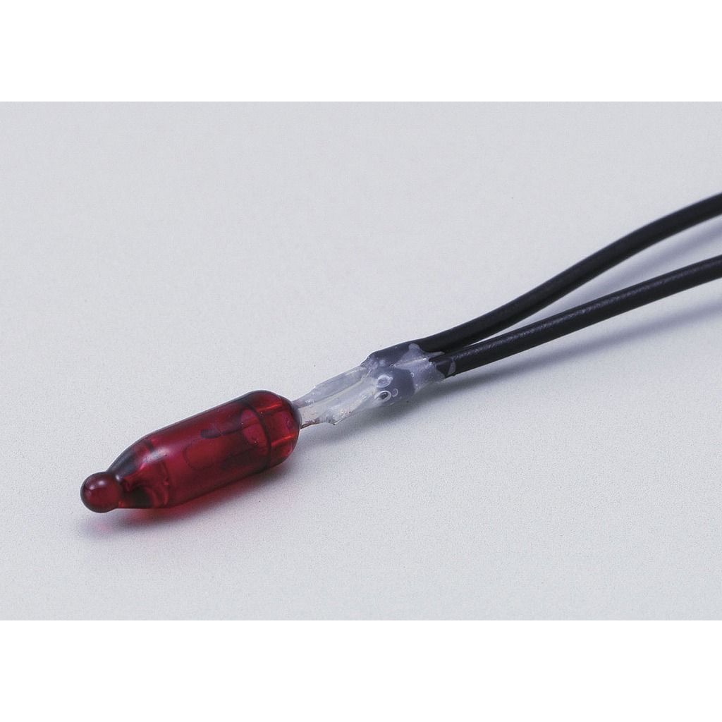 ■定格：2.5V■入数：2個■カラー：レッド