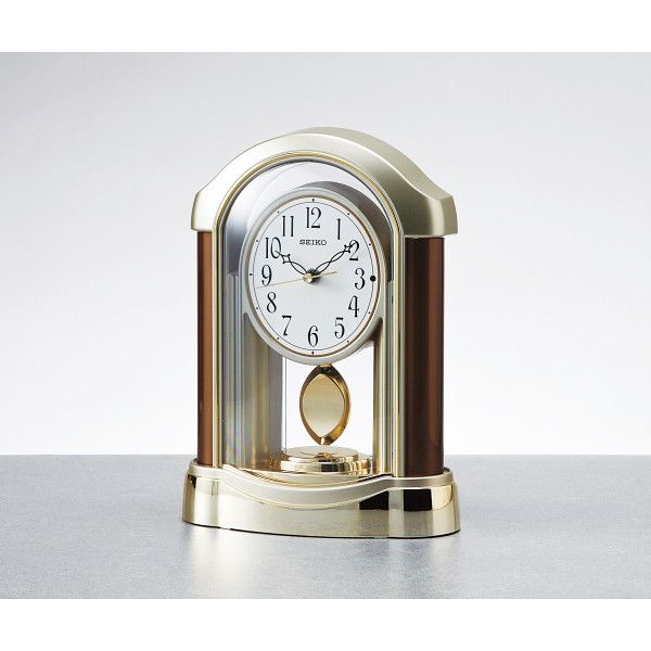 こちらの商品の包装(ラッピング)について○ラッピング・のし承ります（有料）。のし名入れはご注文時備考欄にご記載下さい。注文者名とお届け先名が異なる場合は「（注文者名）様ご依頼分」と送り状に記載して発送いたします。飾り振り子のついたベーシック...