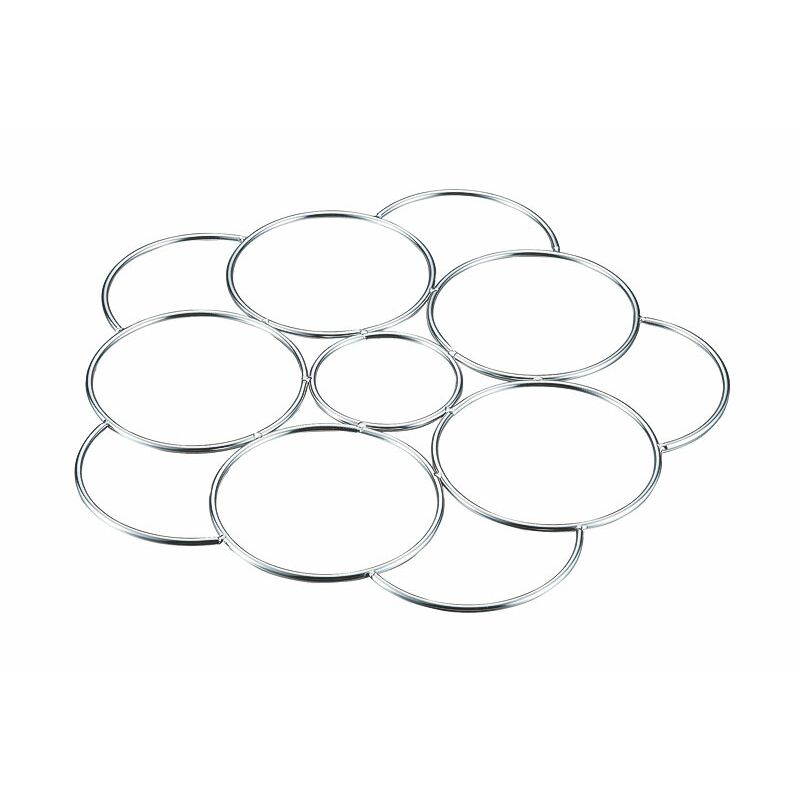 ※画像はシリーズ代表画像です。お届けのサイズ、穴数は商品名をご確認下さい。段付鍋に合います。規格:45cm用 5穴外径×リング内:φ445×φ134mm材質:18-8ステンレス※画像は代表画像ですので、画像のサイズ感と実際のお届け商品のサイ...