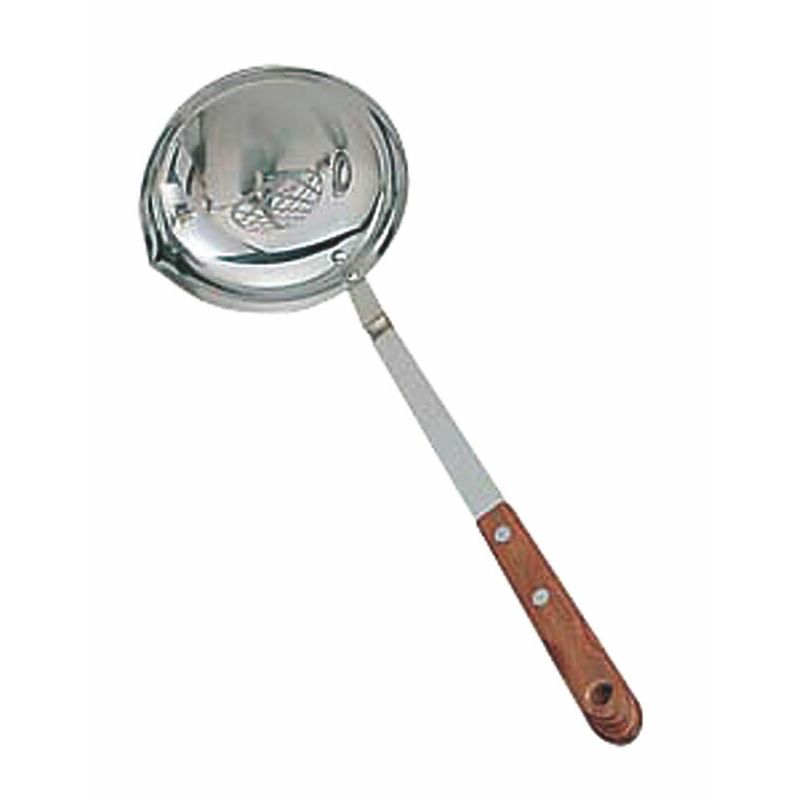 丈夫でお手入れが簡単なステンレス製。丈夫な強化木ハンドル。規格:口付お玉 小幅×長さ×全長:φ72×285mm材質:金属部:ステンレススチール　柄部:強化木※画像は代表画像ですので、画像のサイズ感と実際のお届け商品のサイズ感は異なる場合があ...