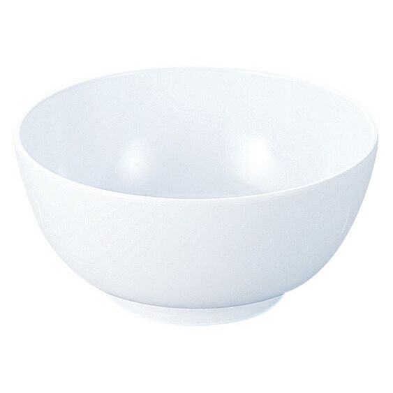 メラミン食器 白給食用食器などに。●耐熱温度:120℃食洗機使用可※電子レンジ使用不可外径×高さ/容量:φ130×H63mm/490cc材質:メラミン樹脂※画像は代表画像ですので、画像のサイズ感と実際のお届け商品のサイズ感は異なる場合があり...