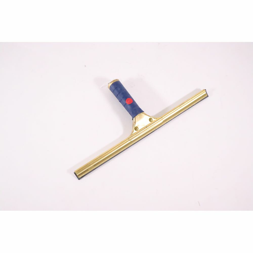 プロテック伸縮ポールの先端に取り付けて、ガラス表面に塗った水や洗剤の希釈液をワイドなゴムが一気にかき集め、速やかにかき取ります。材質：真鍮外寸幅mm：350生産地：日本日本製※画像のサイズ感と実際のお届け商品のサイズ感は異なる場合があります...