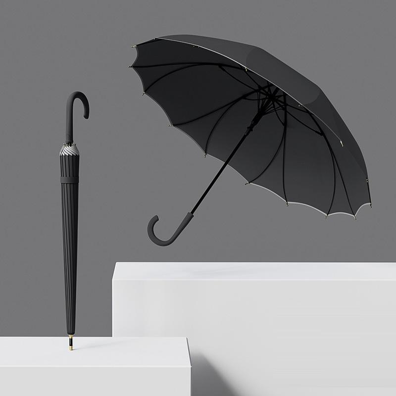 素敵な傘を持って、雨の日も楽しくお出掛け・基本仕様・生地の組成：ポリエステル100%・生地に施している加工：はっ水/ 防水・親骨の素材：アルミ/ファイバー・中棒の素材：鉄・手元の素材：合成革・全長：約81cm・直径：約100cm・傘の重量：...