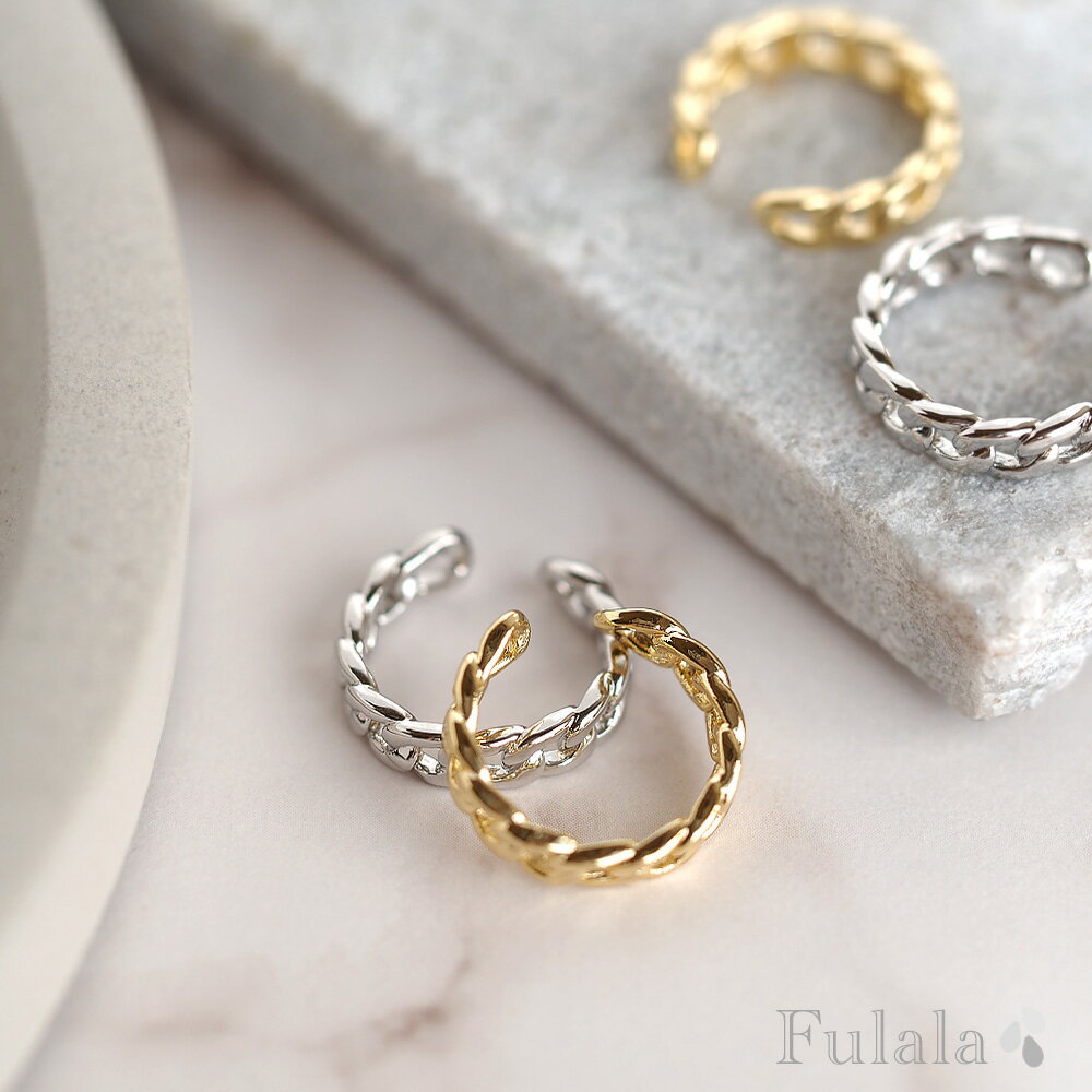 ファッションのアクセントに♪イヤーカフ2個セットです。※商品細部のサイズは若干の個体差があります。何卒、ご容赦くださいませ。 ◆販売単位：2個 ◆素材：真鍮にメッキ ◆サイズ：直径約12.5mm、幅：約3mm、厚み：約1mm [商品写真につ...