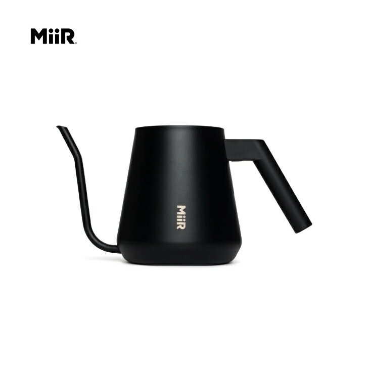 メタル臭がなく、耐久性に優れた18/8ステンレス製のNew Standard Kettleは、スムーズで安定した注ぎ⼝によって、正確な湯量を注ぐことができます。華⽒と摂⽒で表⽰される読みやすい温度計を備えた100%PCR素材の蓋により、温度...