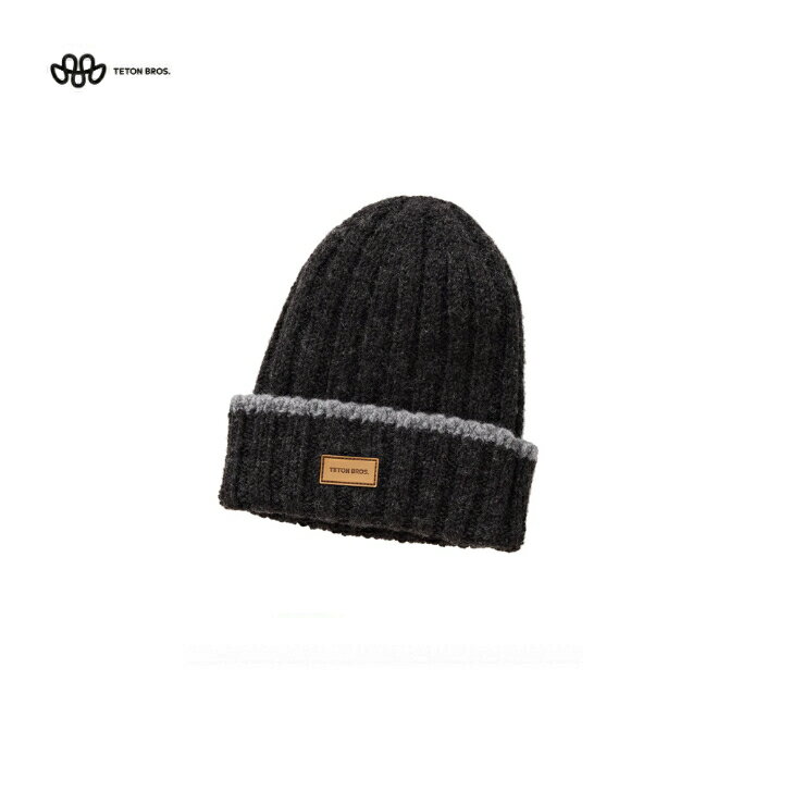 Made in Japanのビーニー縫い目のないホールガーメント（丸編み）製品。無縫製ならではの快適な被り心地とフィット感があります。 ざっくりとしたビーニーは街でも活躍します。新たなロゴのタグを付けています。メンテナンス方法水洗いできます...