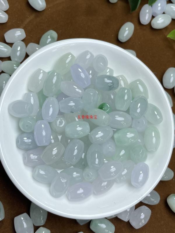 【原産国／製造国: 中国】 .ビーズ DIY アクセサリー 薄緑色 氷 翡翠 米 ビーズ 散らばった 小道 巴山 楕円形 スト リング ブレスレット ネックレス ペンダント チェーン 手作り ハンドメイド 材料 素材 パーツ 工具 セット ...