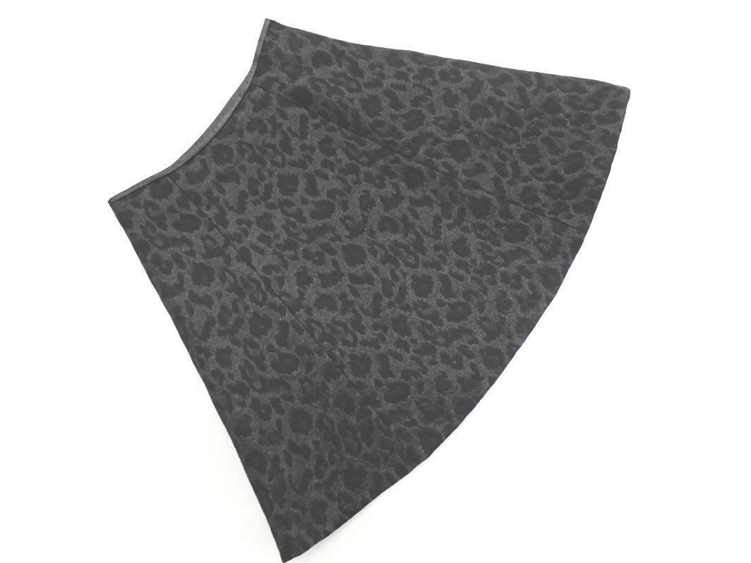 Riccimie NEW YORK リッチミーニューヨーク ウール混 総柄 ラメ Aライン 台形 スカート sizeM/黒 ◇■ ☆ fkc5 レディース 裏地：あり　ファスナー：左サイド　商品に目立つヨゴレなど無く、USEDとして良い状態...