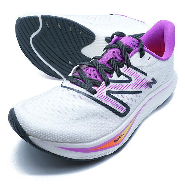 ランニングシューズメーカー：ニューバランス New Balanceカラー：WHITEアッパー：合成繊維ミッドソール：合成底アウトソール：ゴム底スピード走行を支える軽量性・反発性がコンセプトの「FUELCELL REBEL V4」に、明るくア...